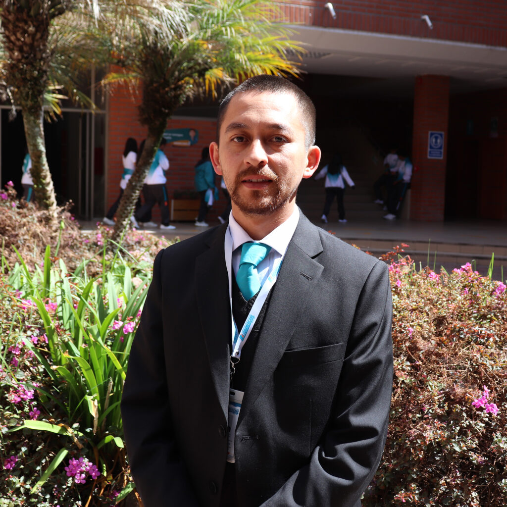 Canales de Comunicación - Unidad Educativa Sudamericano